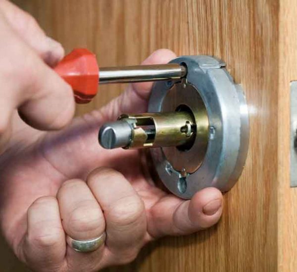 Residential Locksmith - Studio City Lock and Key